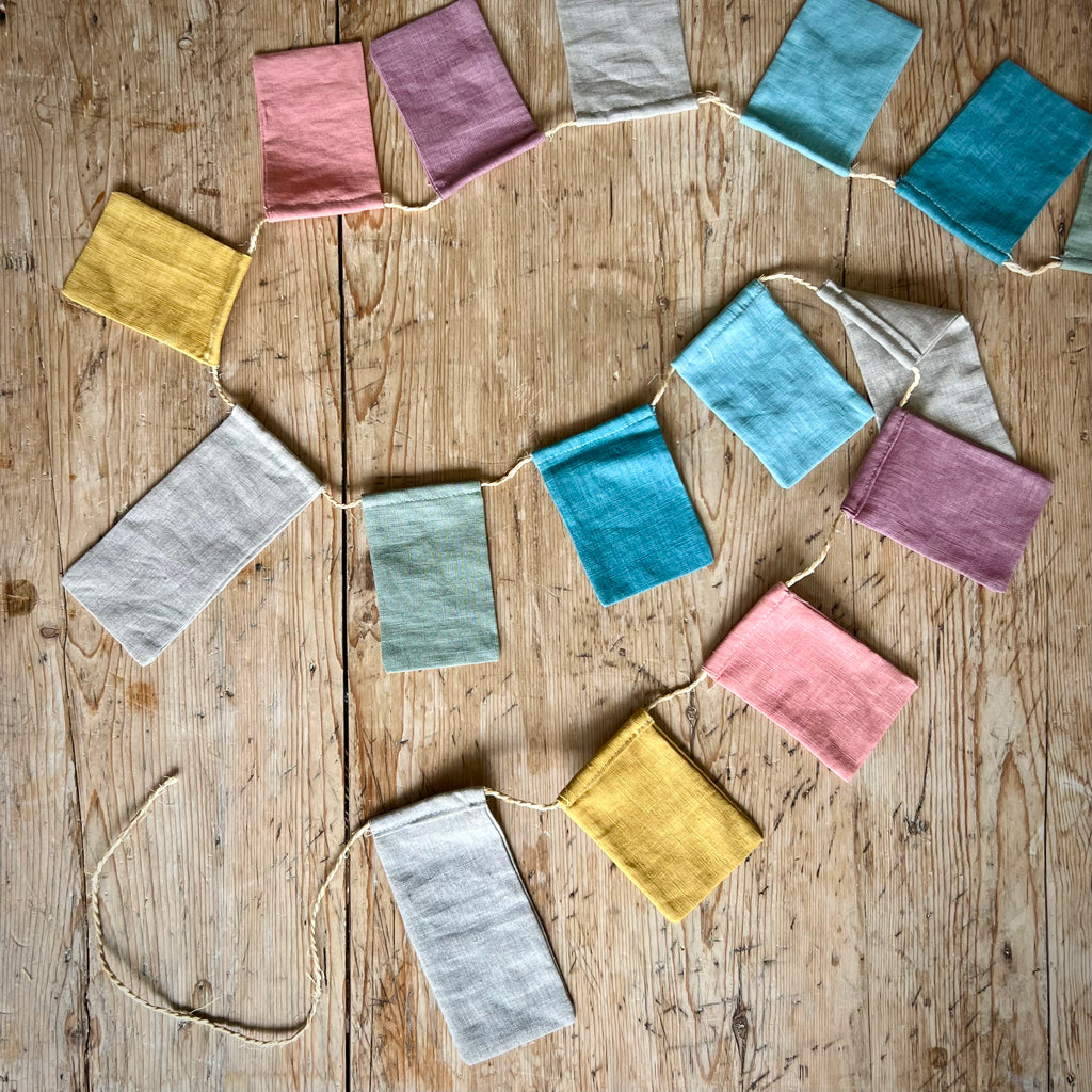Handmade Bunting – The Little Wooden Peg