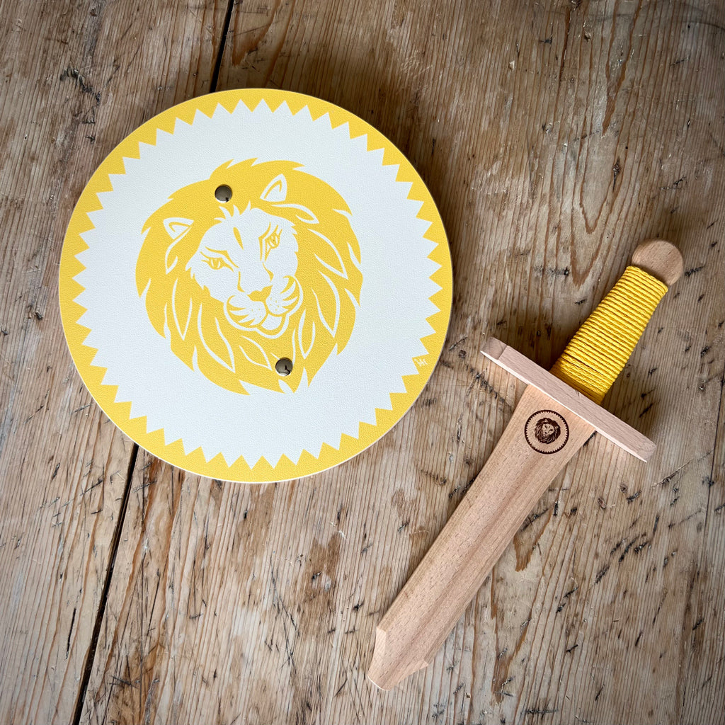 Leopold Mini Shield and Sword Set – The Little Wooden Peg
